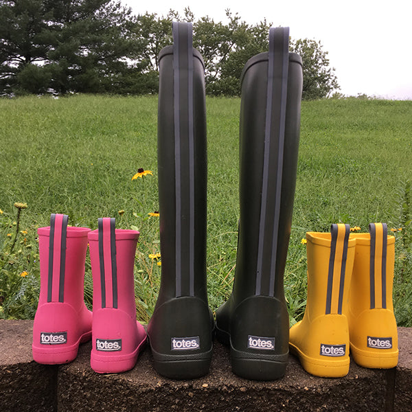 Totes-Isotoner Canada - Shop Umbrellas, Rainwear, Slippers & More